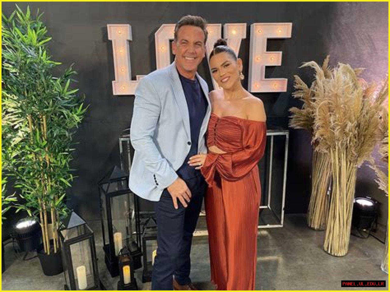 Carlos Ponce Bio, Wiki, Age, Wife, Karina Banda, Couples Retreat, and ...